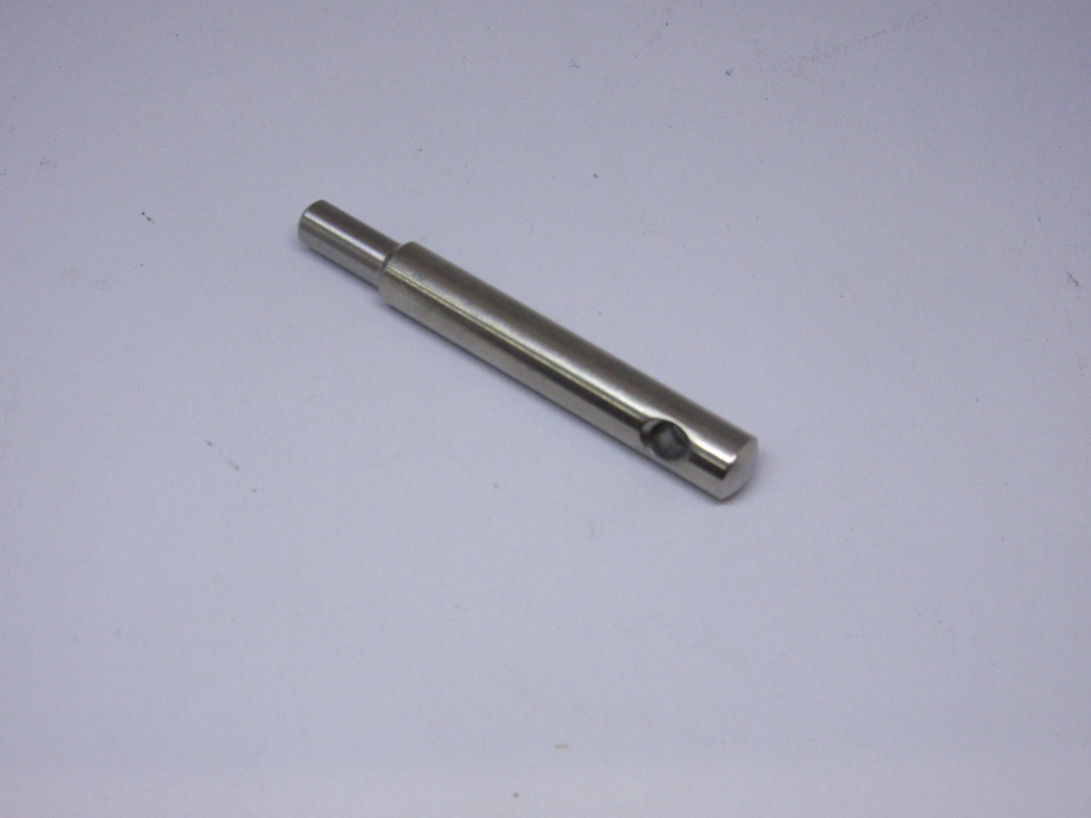 Tommy Bar – Morgan Kent