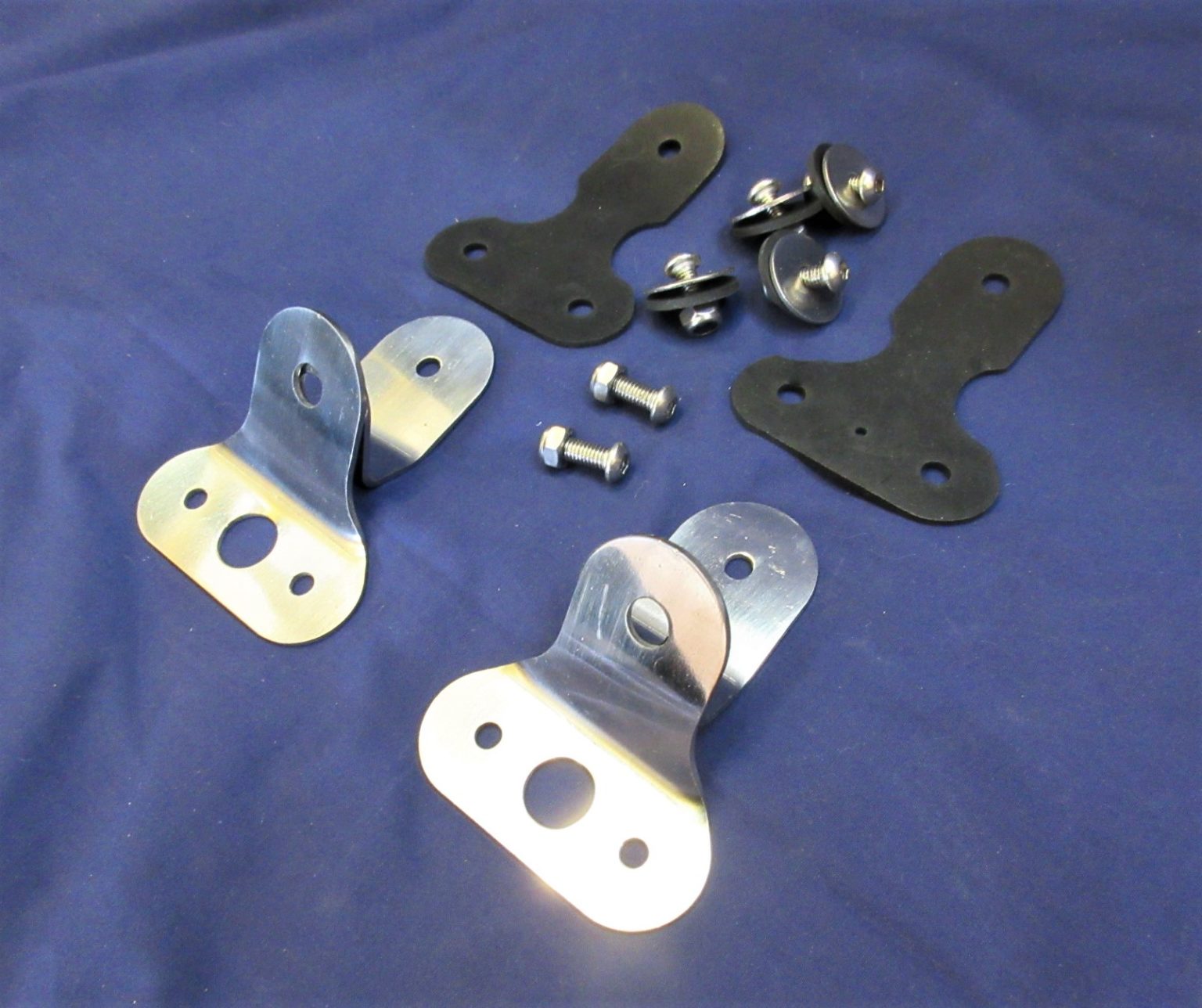 Spotlamp Bracket to Wing – Morgan Kent