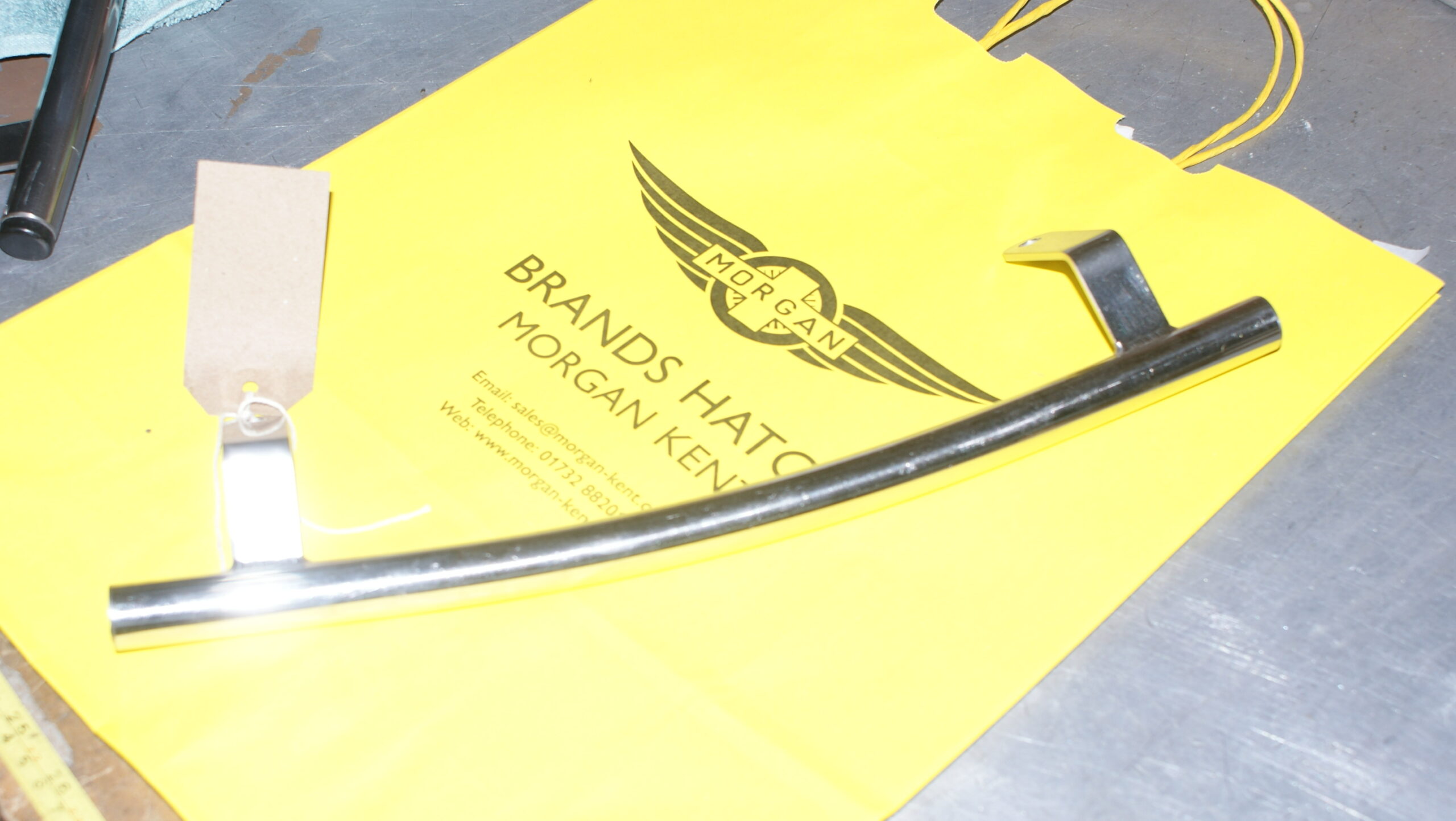 WGG0060 Badge Bar 15′ for Bumper equipped cars – Used – Morgan Kent